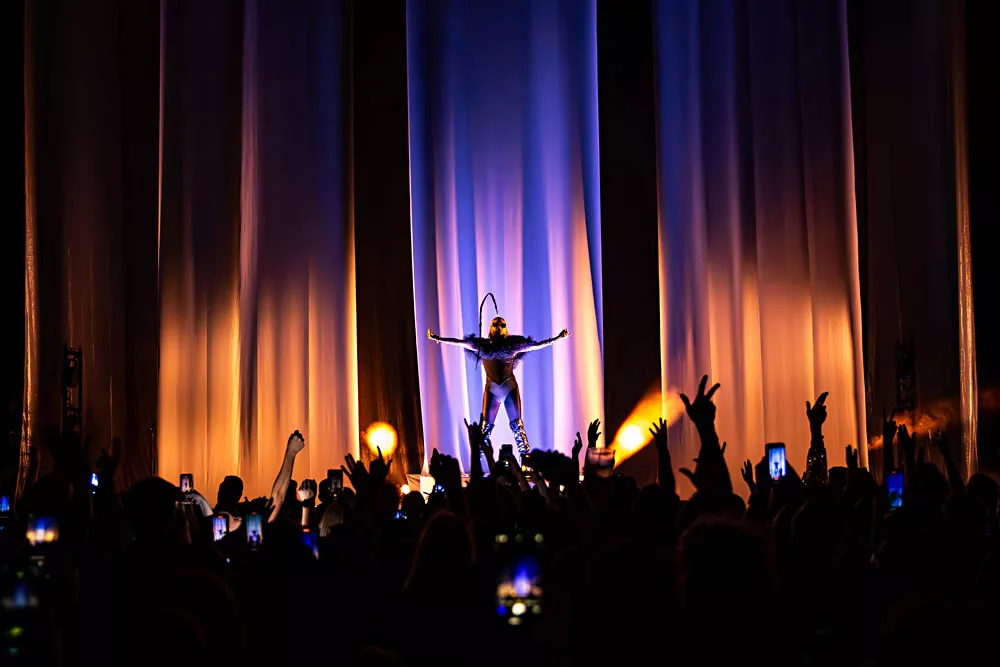 Last Week in Live Music: Kesha, Peter Gabriel, Croy and the Boys, Queen ...